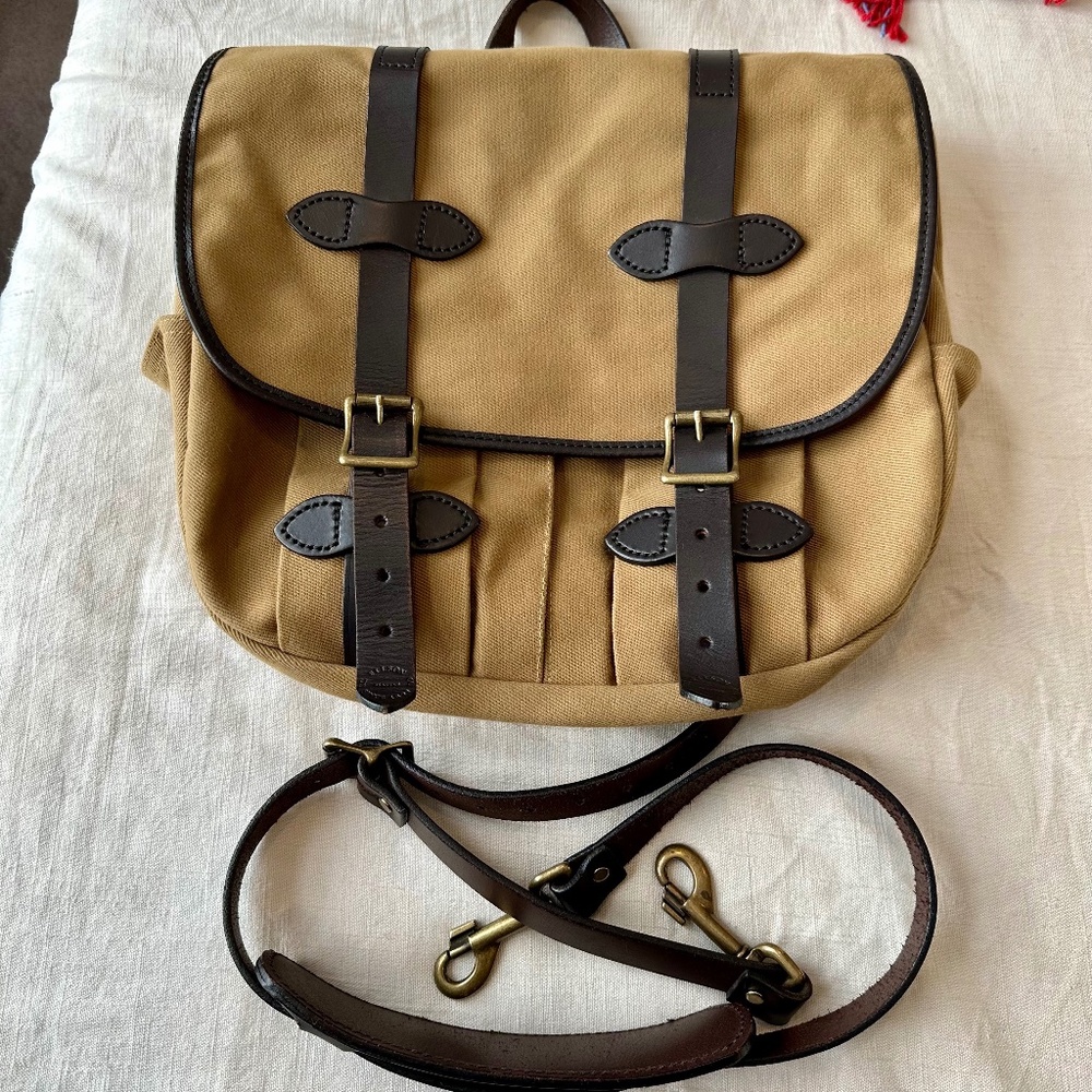 Filson Medium Rugged Twill Field Bag - Gem